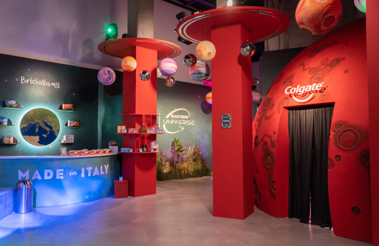 Amazon Black Friday Universe: inaugurato oggi a Milano il nuovo spazio ...